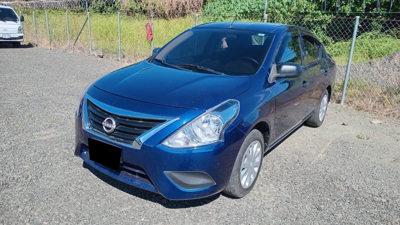 NISSAN VERSA AZUL 2024 – CREDIQ USADOS QA